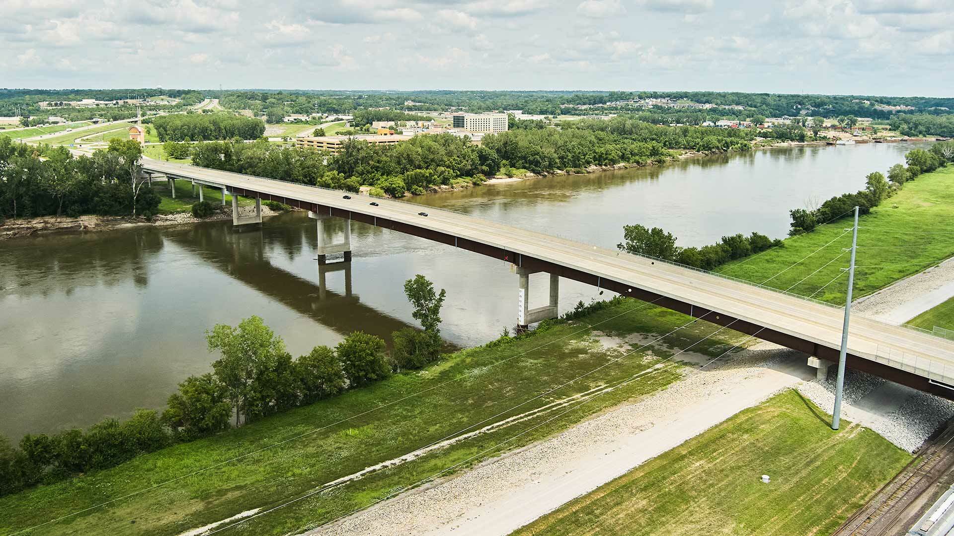 U.S. 69 Missouri River Bridge Replacement - Design-Build Project - Garver